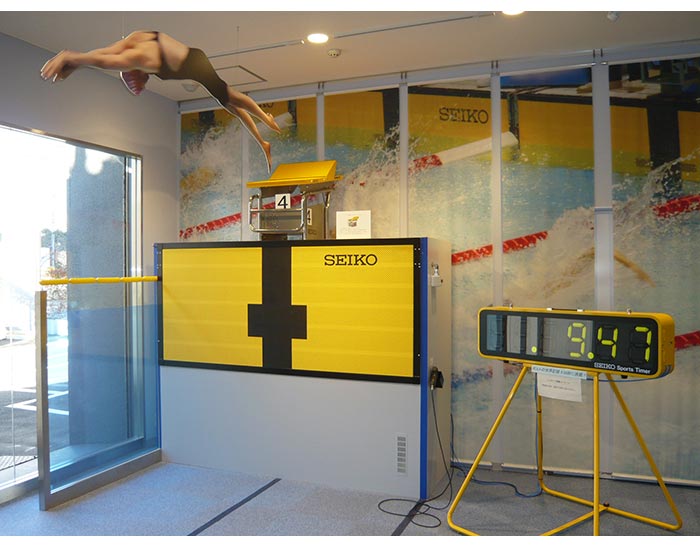 Swimming Touch Pad | Sports Timing・etc | THE SEIKO MUSEUM GINZA
